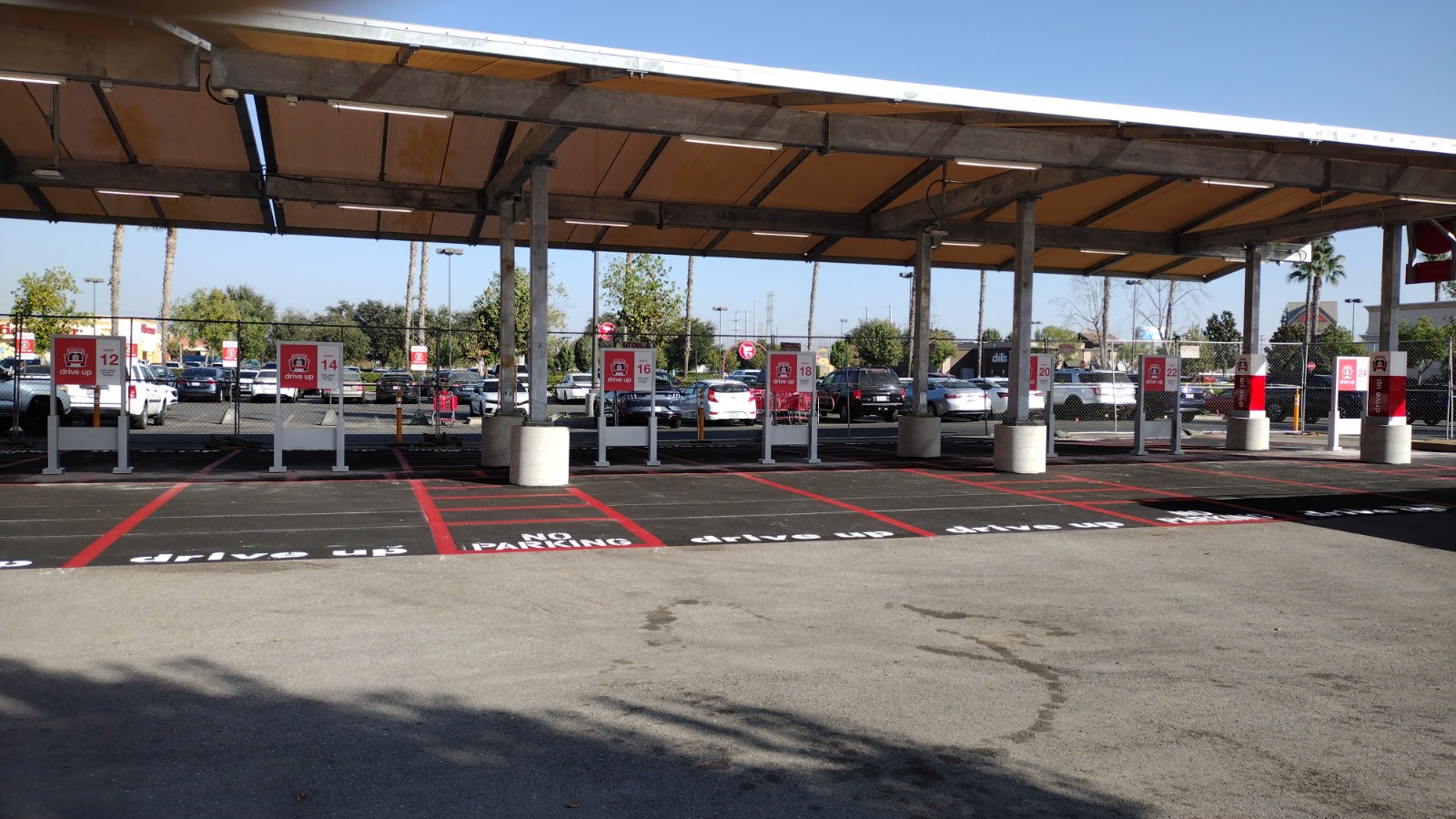 Curbside / Parking Structures - Hendee